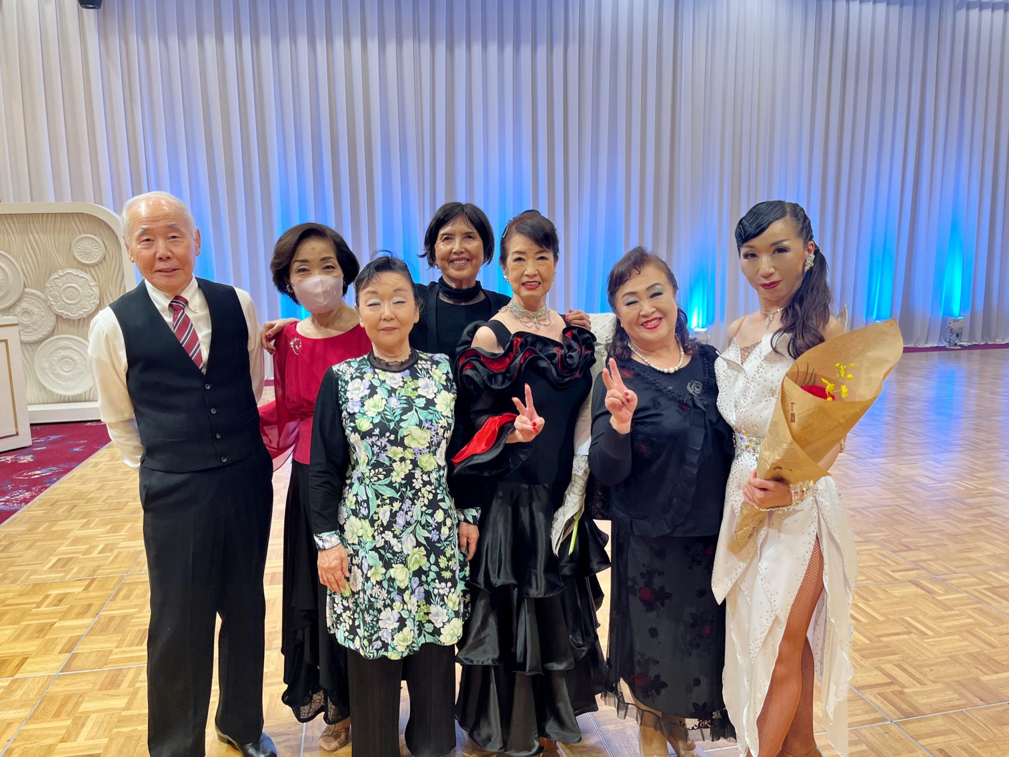 4月27日静岡県大会引退デモンストレーション | 静岡県浜松市にある林隆文・林麻里の社交ダンススタジオ、Dance studio Foresta ダンススタジオフォレスタです|社交ダンス 競技ダンス